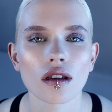 Пиърсинг на лицето - VeAn Bulgaria